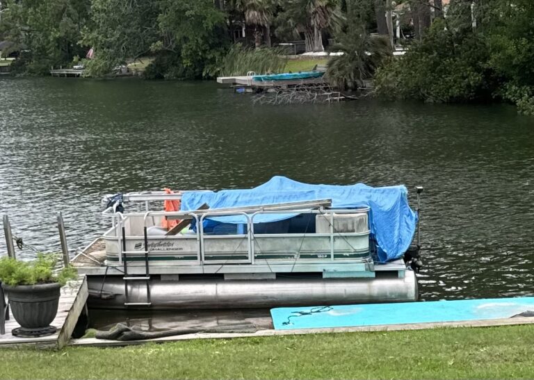 Boat on the Loose – Talahi Lake